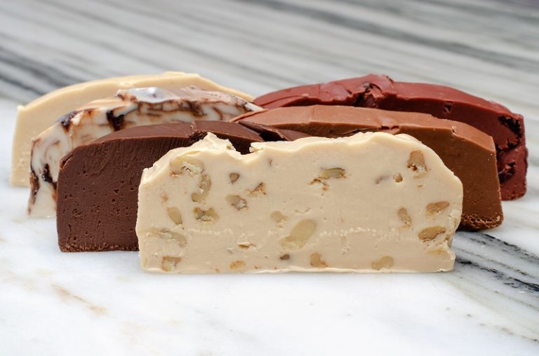 Murdick's Mackinac Fudge - 6 Slice Special