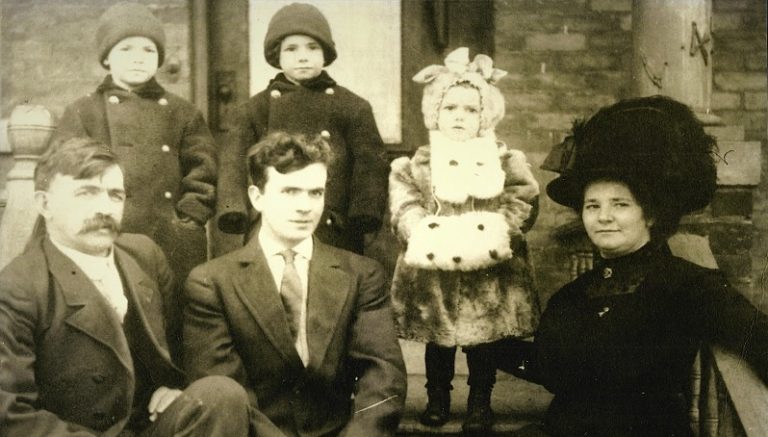 The Murdick Family who began the family heritage - resized | Murdick's ...